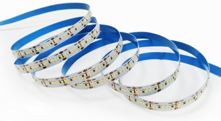 Guía completa para el cableado de tiras de luces LED (incluidos diagramas)